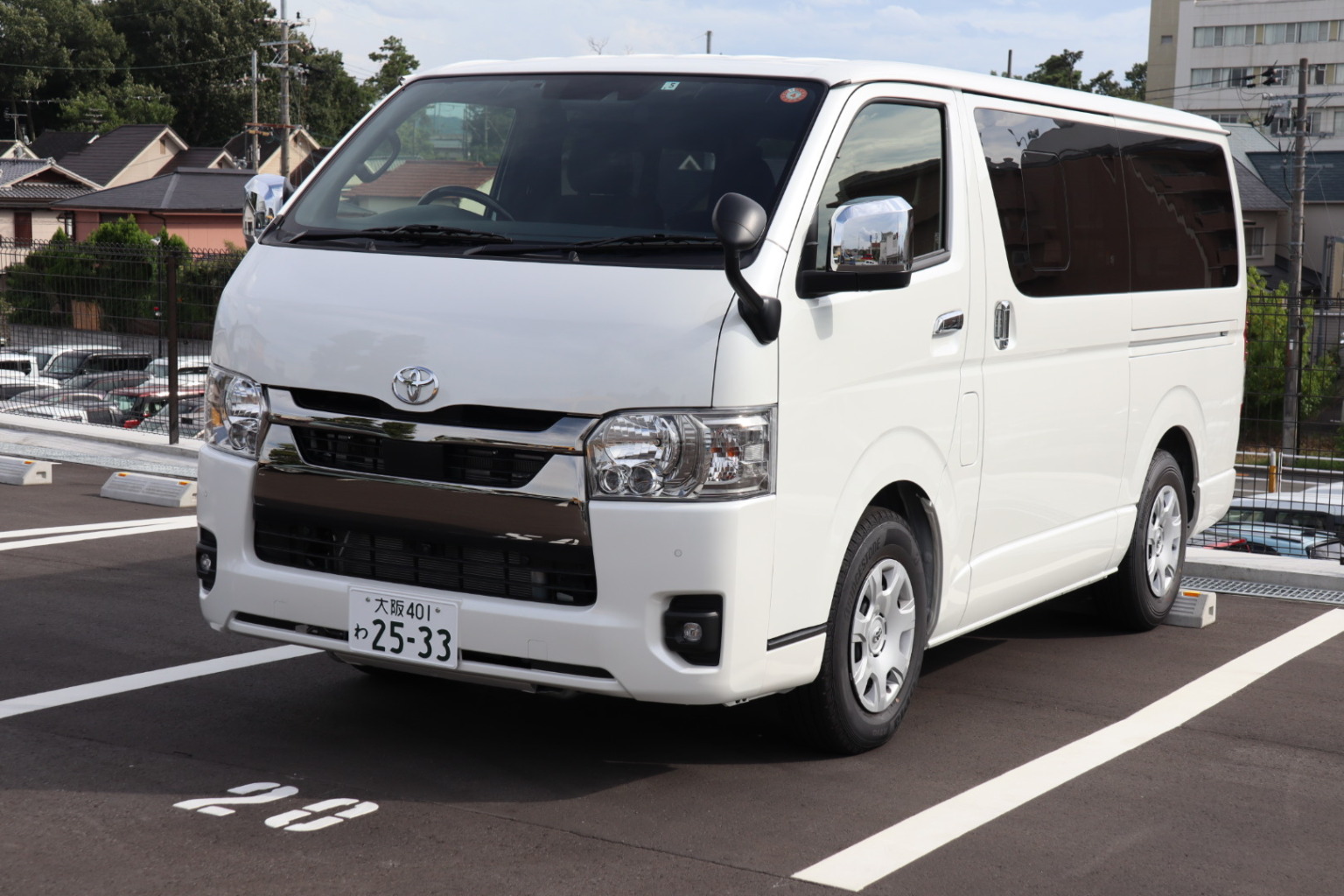 ハイエースの特徴とは？タイプ別の違いや向いている人、お得に購入する方法を解説 | 車購入のお役立ち情報カミタケマガジン