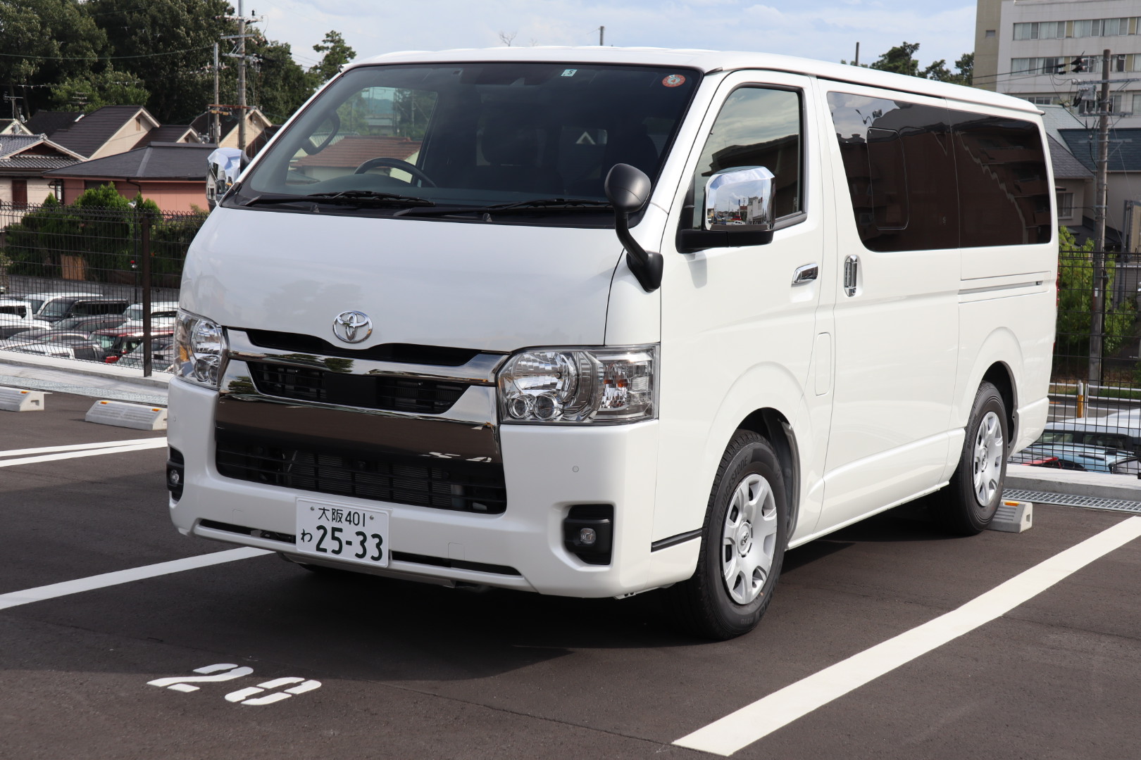 トヨタのワンボックスカーには何がある？特徴やミニバンとの違い、お得に購入する方法を解説 | 車購入のお役立ち情報カミタケマガジン